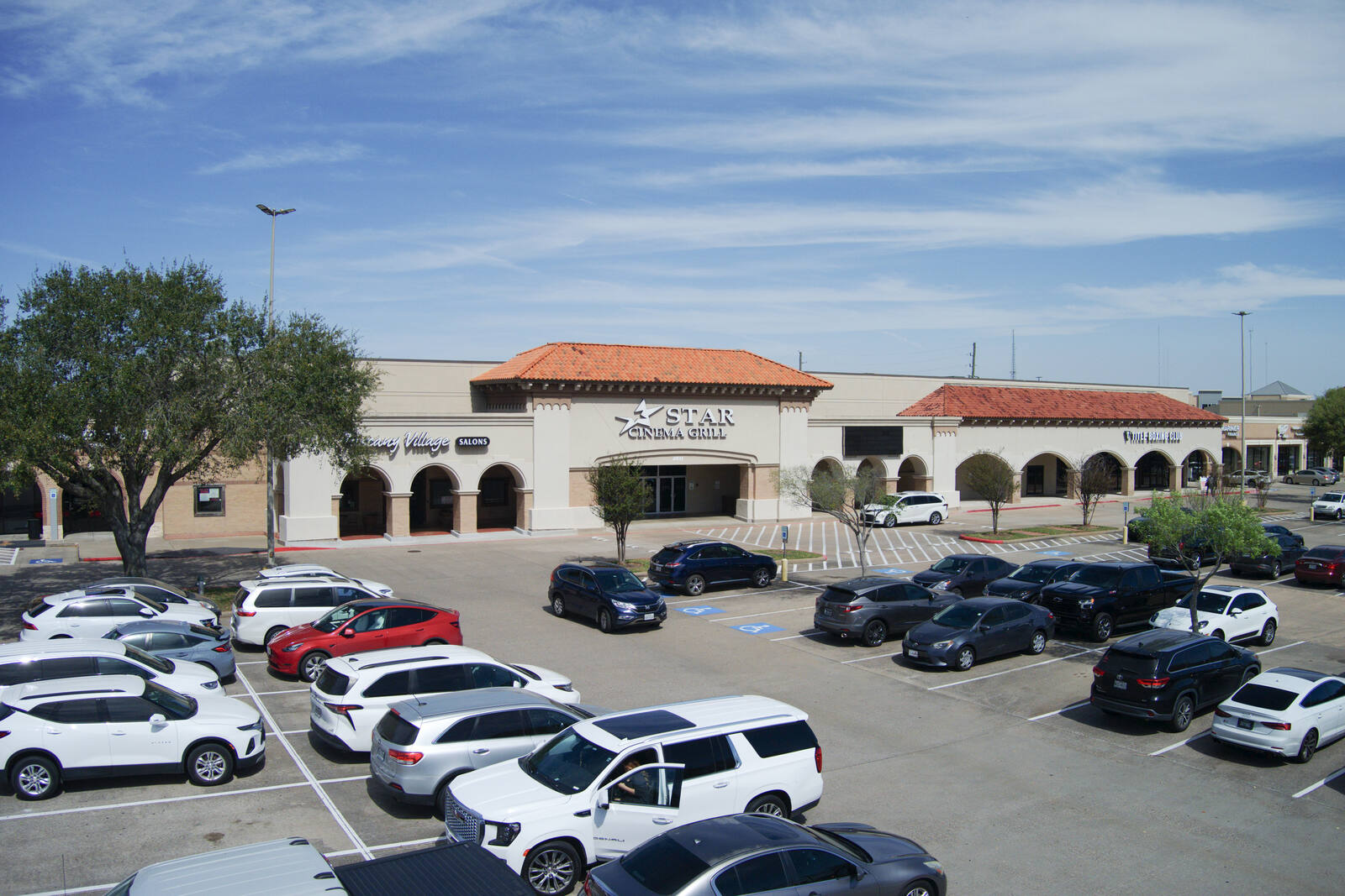 COLONY PLAZA - Perform Properties